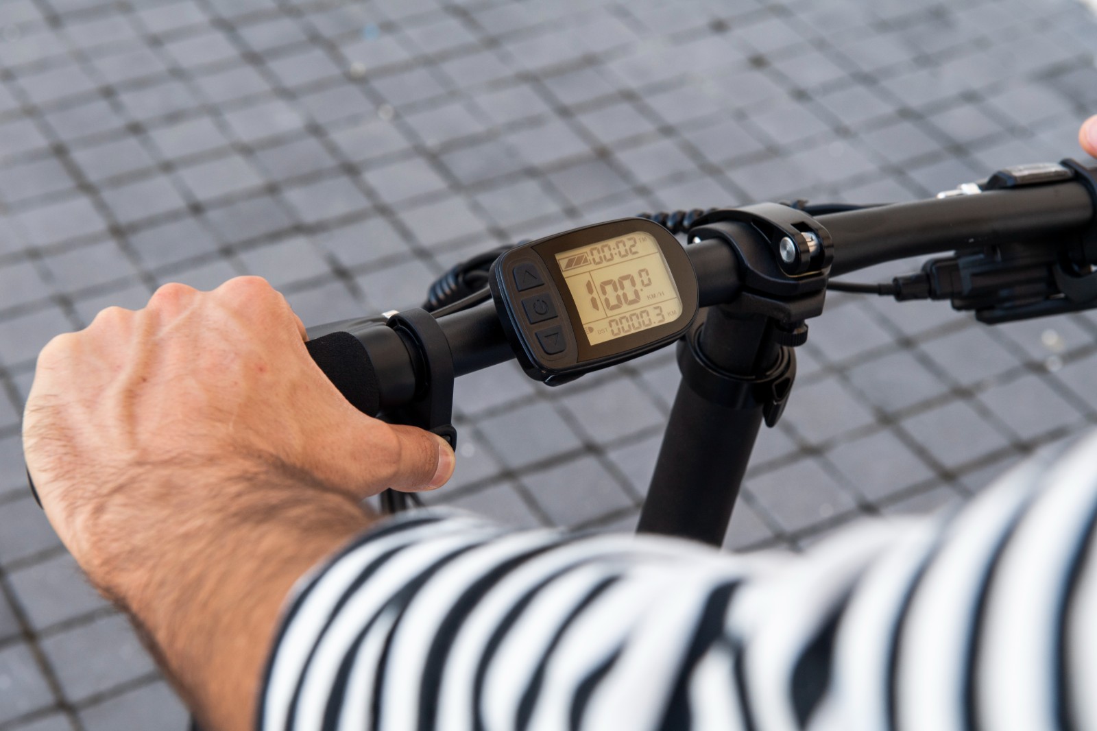 How to Live and Ride in the City with an Electric Bike – Linky Innovation